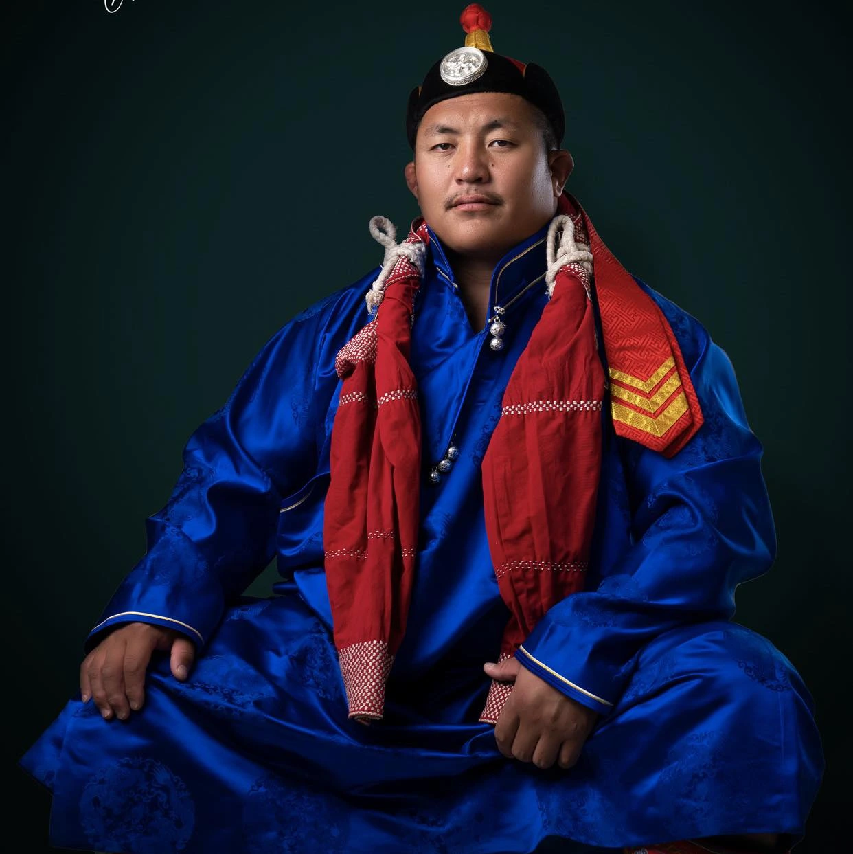 Улсын заан Б Бат Өлзий харцага Б Зоригтбаатар нарыг бөхийн барилдаанд урьжээ